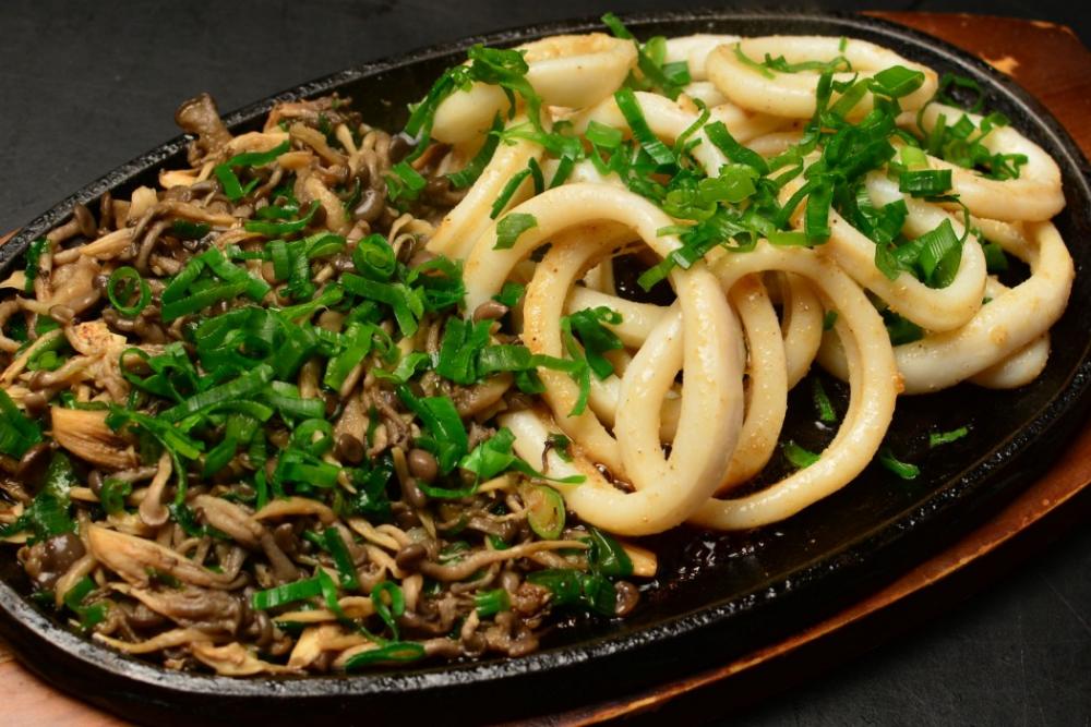 Nakayoshi Sushi Bar - Shimeji com lula - Meu catálogo fácil!